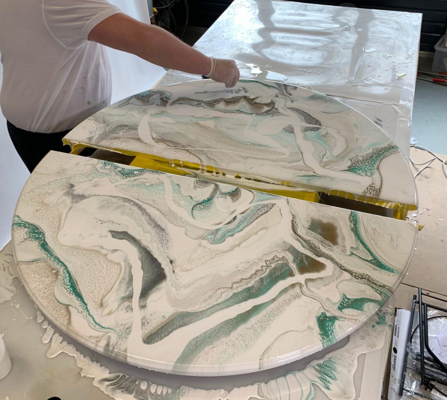 Table Top Epoxy Resin - Table Pouring - Resin Works